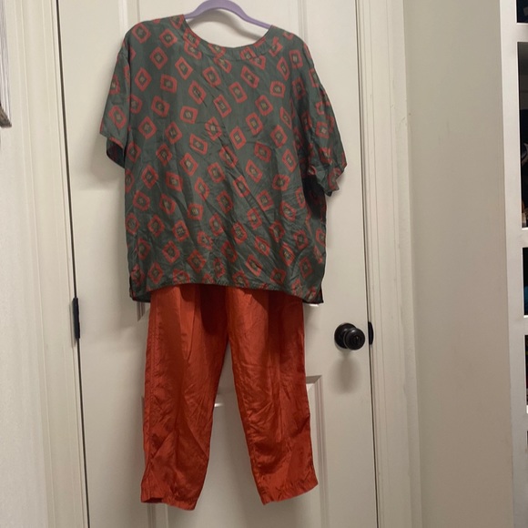 Restless Clothier | Other | Restless Clothiers Silk Top Bottom Set ...